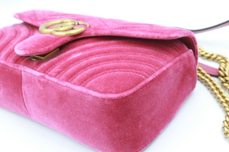 Gucci Marmont GG handbag in pink velvet. at 1stDibs | pink gucci bag ...