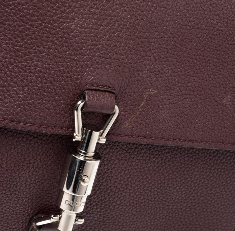Gucci Maroon Soft Pebbled Leather Jackie Flap Shoulder Bag For Sale at ...