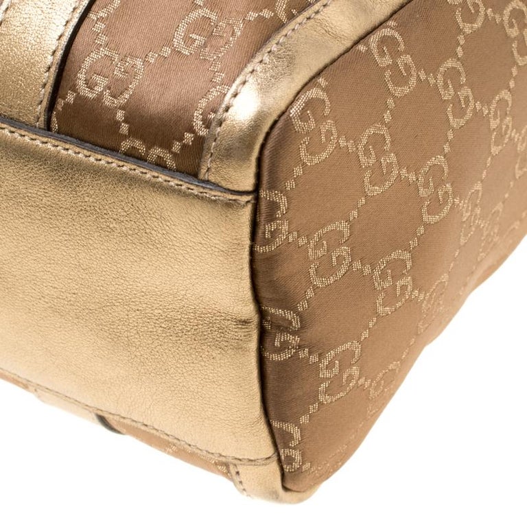Gucci Metallic Gold GG Fabric D Ring Boston Bag For Sale at 1stDibs