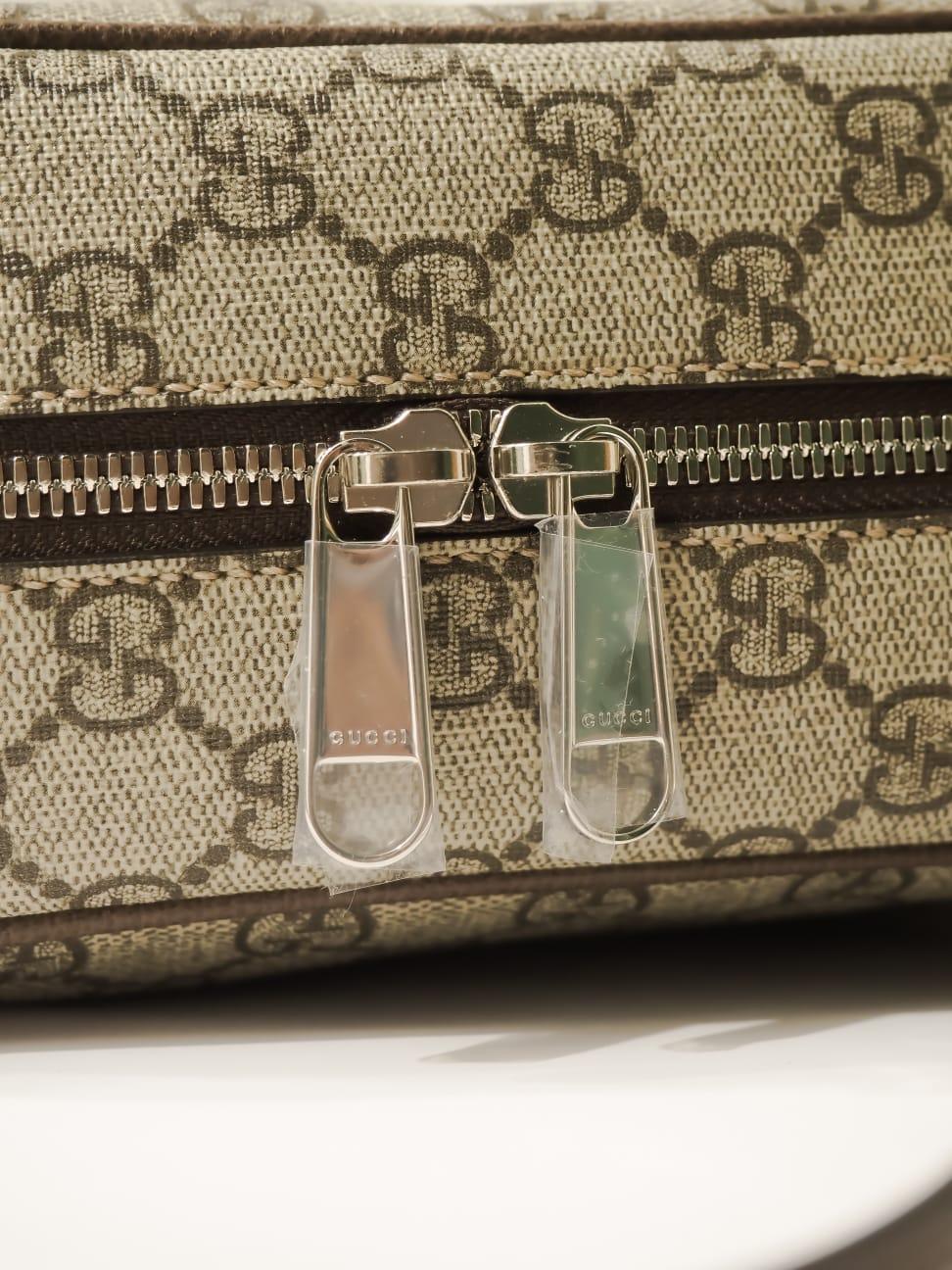 Gucci monogram box Bree shoulder bag NWOT For Sale at 1stDibs