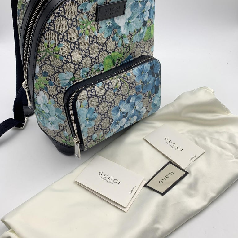 Gucci Monogram GG Supreme Blue Blooms Backpack Bag For Sale at 1stDibs