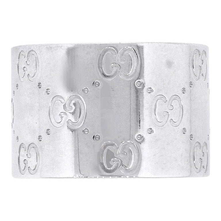 Gucci Milan Modernist Extra Wide Eternity Ring In 18Kt Gold With Iconic ...