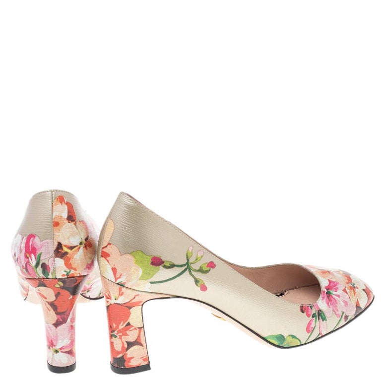 Gucci Multicolor Floral Printed Leather Blooms Pumps Size 38 at 1stDibs