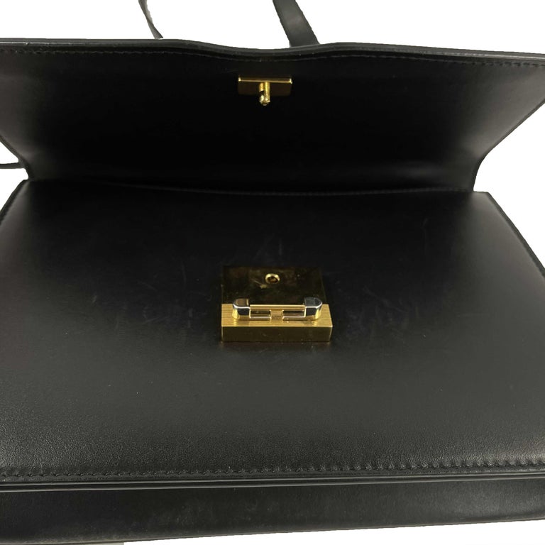 GUCCI NEW Black / Silver-tone Calfskin Zumi Crossbody Fold over Flap ...