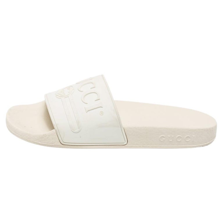 Gucci Off White Rubber Interlcoking G Pool Slides Size 36 at 1stDibs