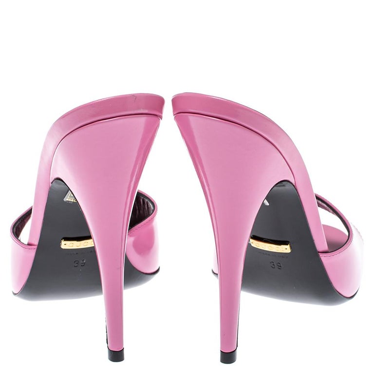 Gucci Pink Leather Scarlet Slide Sandals Size 39 at 1stDibs