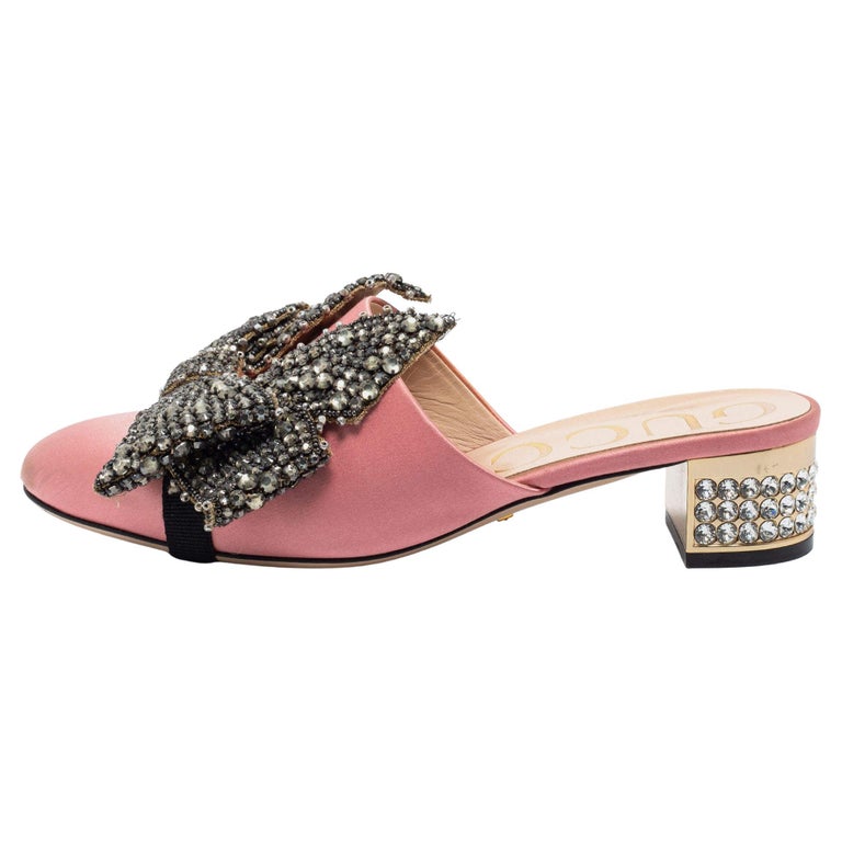 Gucci Pink Satin Crystal Embellished Bow Mules Size 37.5 For Sale at ...