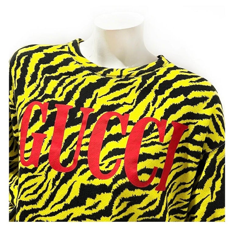 Gucci Print Logo Sweatshirt (2019) For Sale at 1stDibs