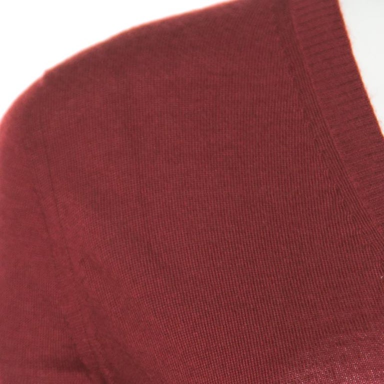 Gucci Red Cashmere V-Neck Sweater S For Sale at 1stDibs