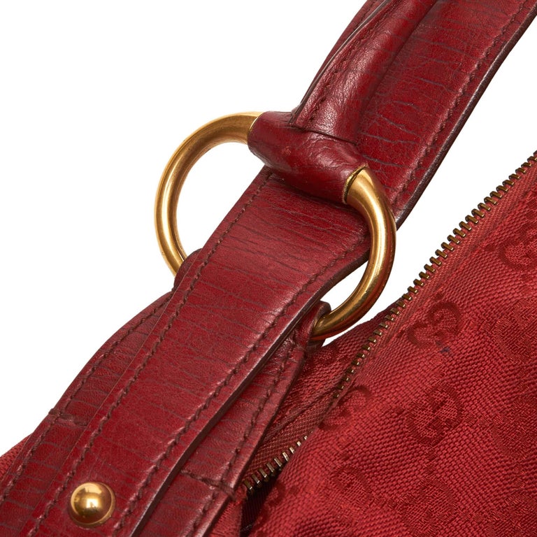 Gucci Red GG Horsebit Jacquard Shoulder Bag For Sale at 1stDibs