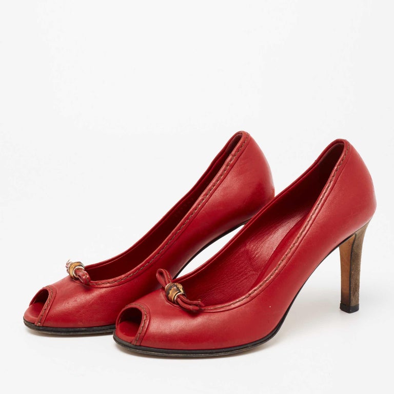 Gucci Red Leather Bamboo Bow Peep-Toe Pumps Size 37 For Sale at 1stDibs