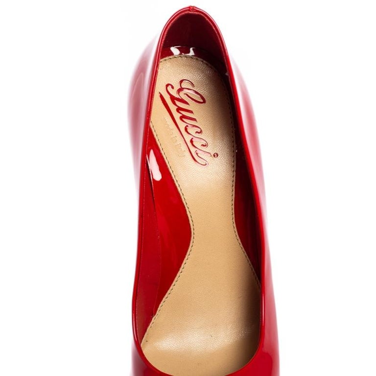 Gucci Red Patent Leather Platform Pumps Size 38.5 For Sale at 1stDibs