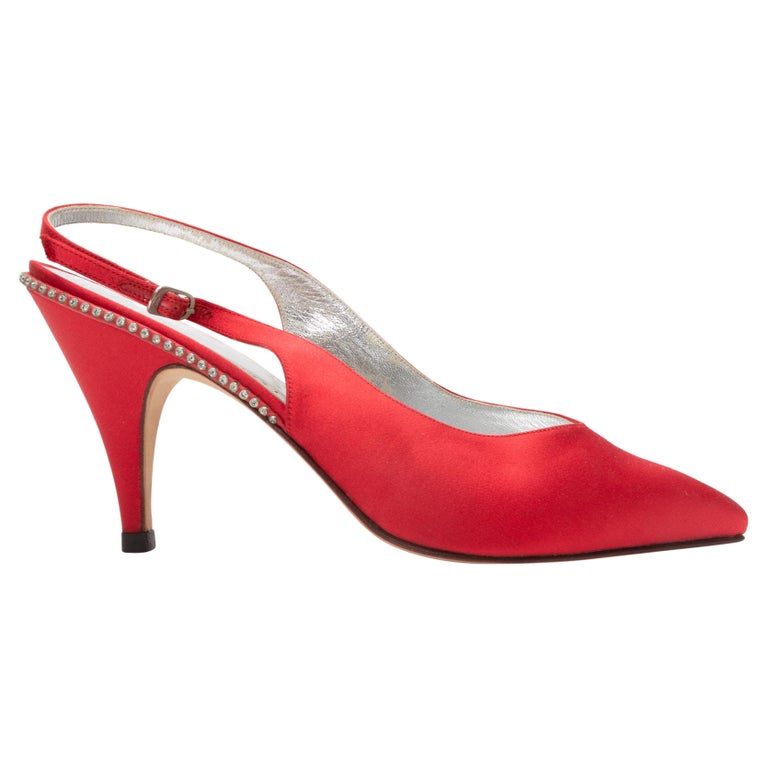 Gucci Red Pointed-Toe Rhinestone-Trimmed Slingbacks For Sale at 1stDibs