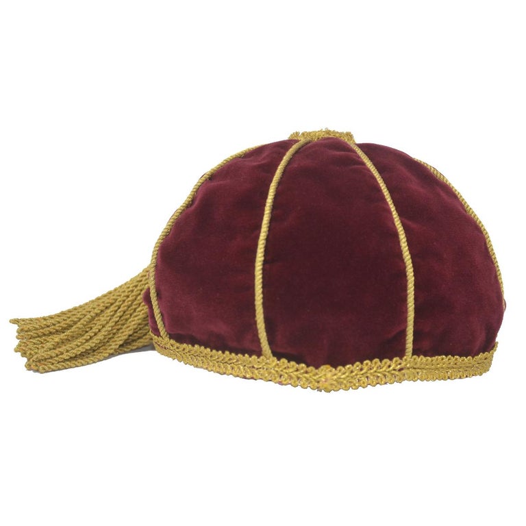 Gucci Red Velvet Hat With Tassel For Sale at 1stDibs | hat with a tassel