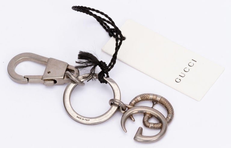 Gucci Ruthenium New GG Logo Keyring For Sale at 1stDibs