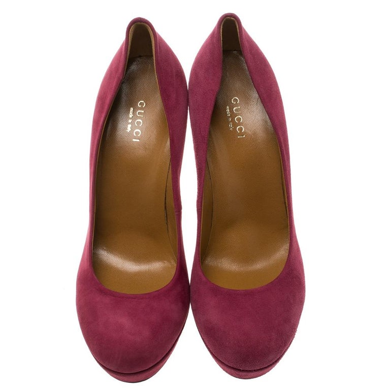 Gucci Scarlet Red Suede Platform Pumps Size 37 For Sale at 1stDibs