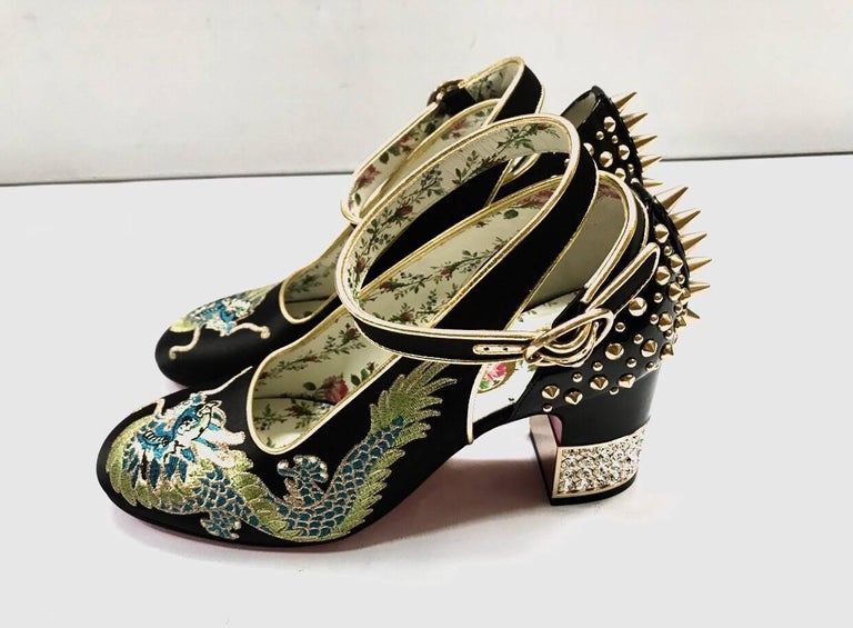 Gucci Shoes Decoltè in Satin Fabric with Dragon Print and Crystal Heel ...