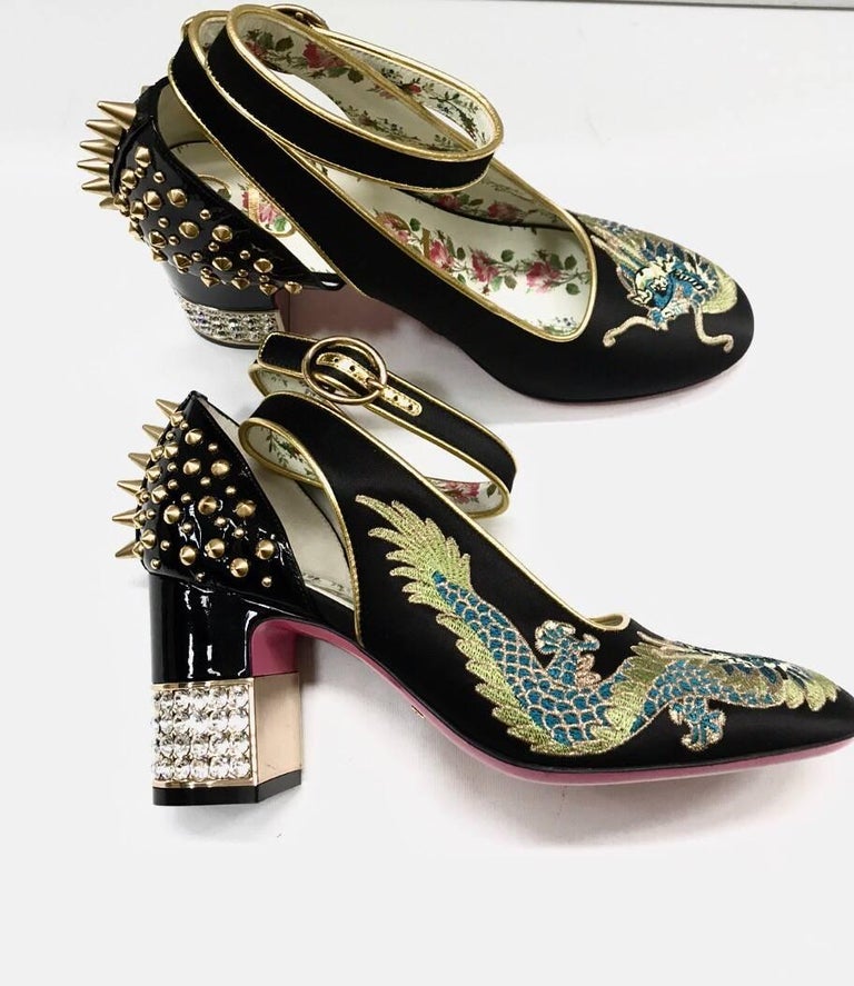 Gucci Shoes Decoltè in Satin Fabric with Dragon Print and Crystal Heel ...