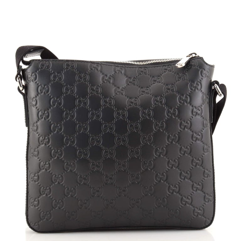 Gucci Signature Zip Messenger Bag Guccissima Leather Medium For Sale at ...