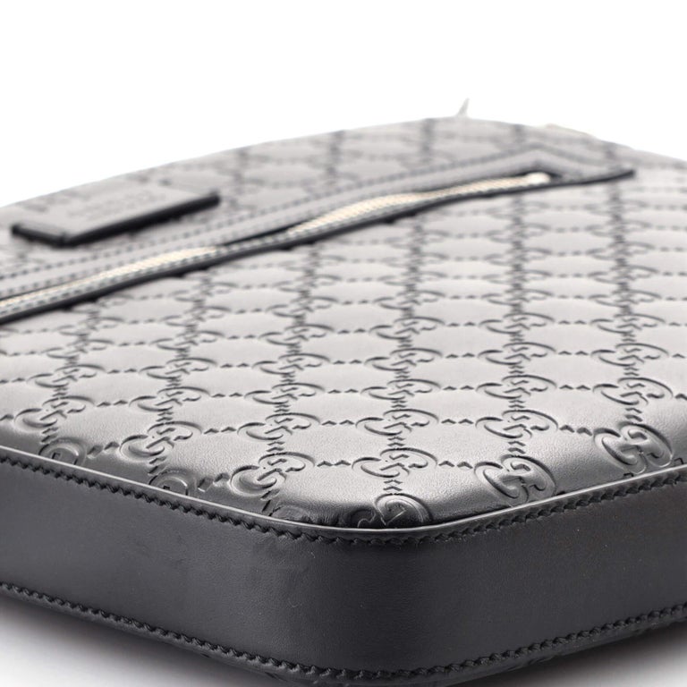 Gucci Signature Zip Messenger Bag Guccissima Leather Medium at 1stDibs