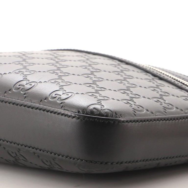 Gucci Signature Zip Messenger Bag Guccissima Leather Small at 1stDibs