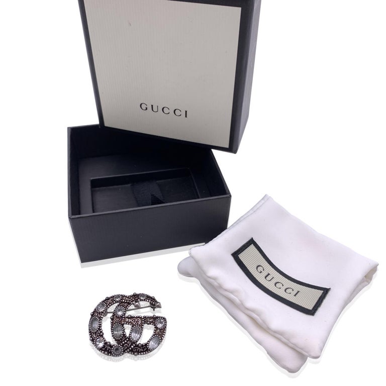 Gucci Silver Metal GG Marmont Brooch Pin with Crystals For Sale at 1stDibs