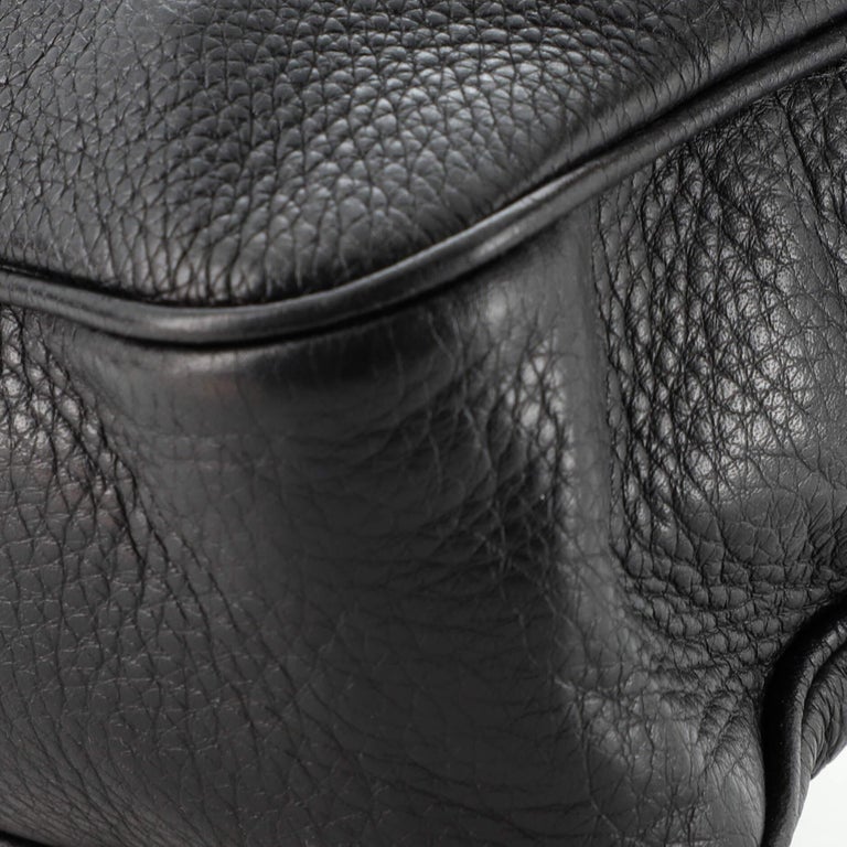 Gucci Soho Chain Zip Shoulder Bag Leather Small For Sale at 1stDibs