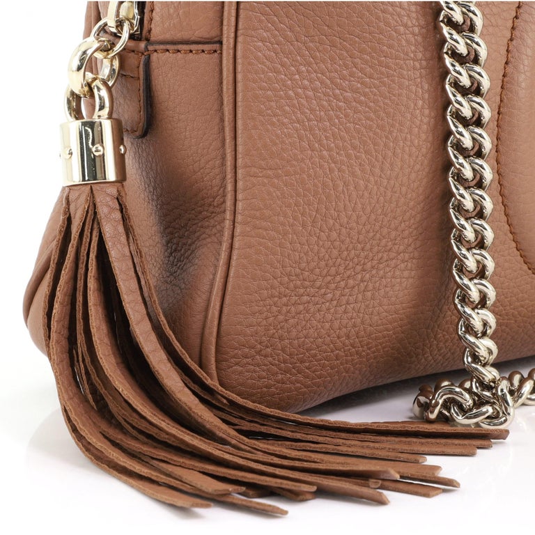 Gucci Soho Chain Zip Shoulder Bag Leather Small For Sale at 1stDibs