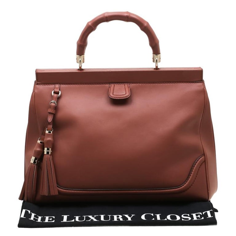 Gucci Solid Peach Leather Bold Bamboo Top Handle Bag For Sale at 1stDibs