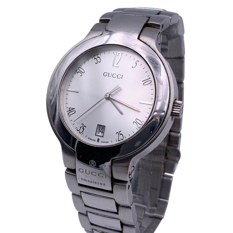 Gucci Stainless Steel Mod 8900 M Unisex Wrist Watch White Dial For Sale ...