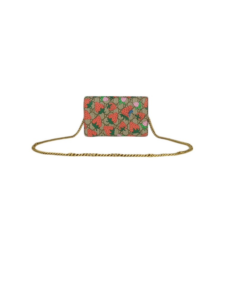 Gucci Strawberry Print GG Supreme Wallet on a Chain Crossbody Bag For ...