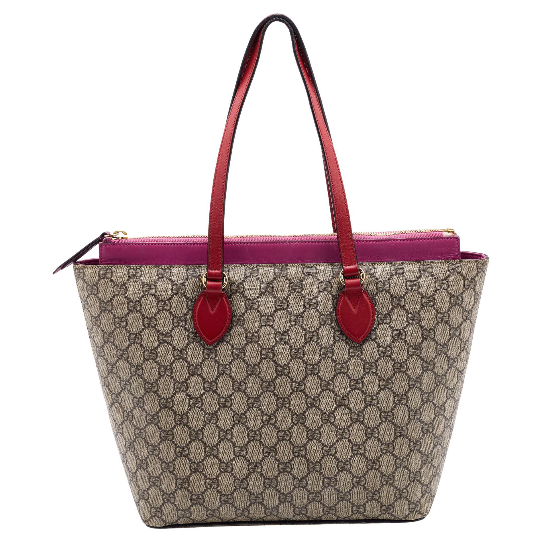 Supreme Tote Bags - 29 For Sale on 1stDibs