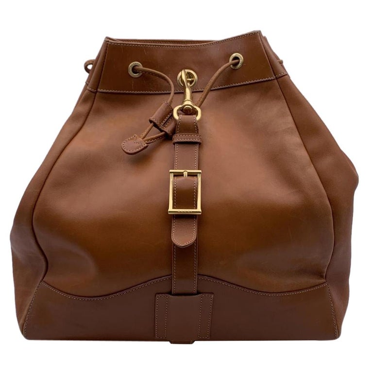 Gucci Vintage Beige Tan Leather Drawstring Backpack Shoulder Bag at 1stDibs