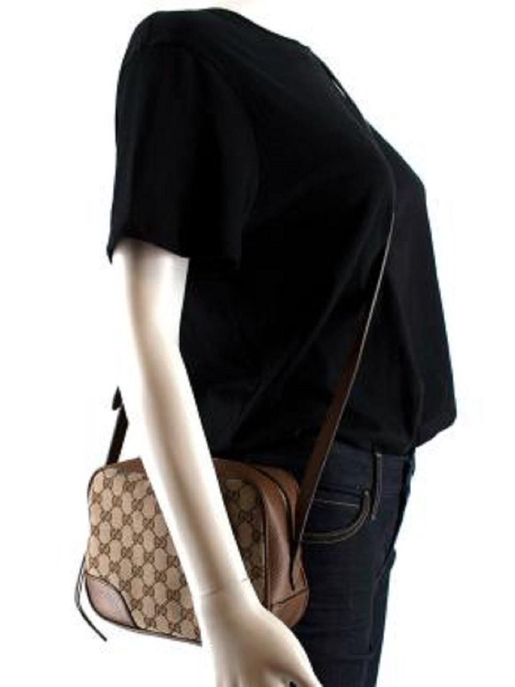 Gucci Vintage GG Supreme Camera Crossbody Bag For Sale at 1stDibs