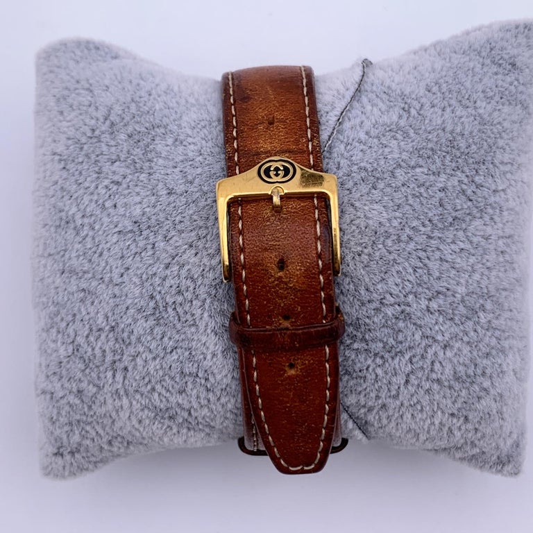 Gucci Vintage Gold Tone Stainless Steel 3000.2.M Watch Leather Strap at ...
