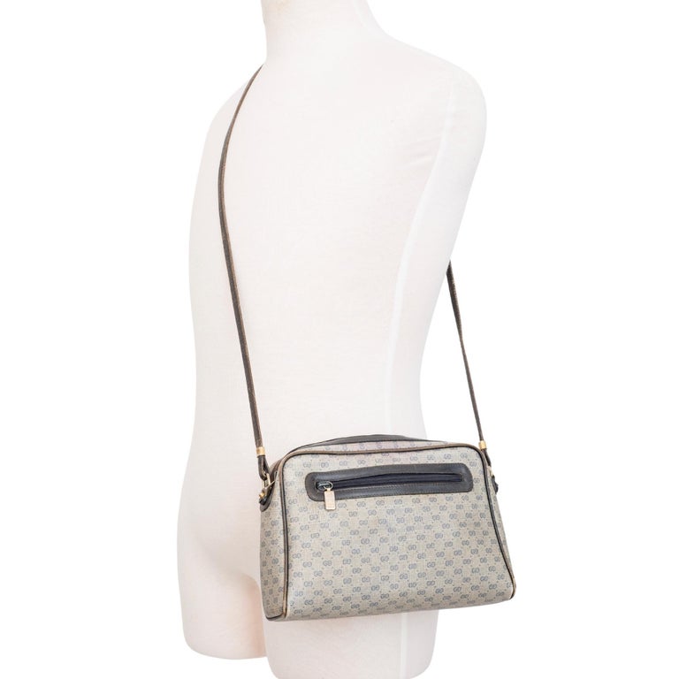 Gucci Vintage Navy GG Supreme Monogram Crossbody Bag Small at 1stDibs