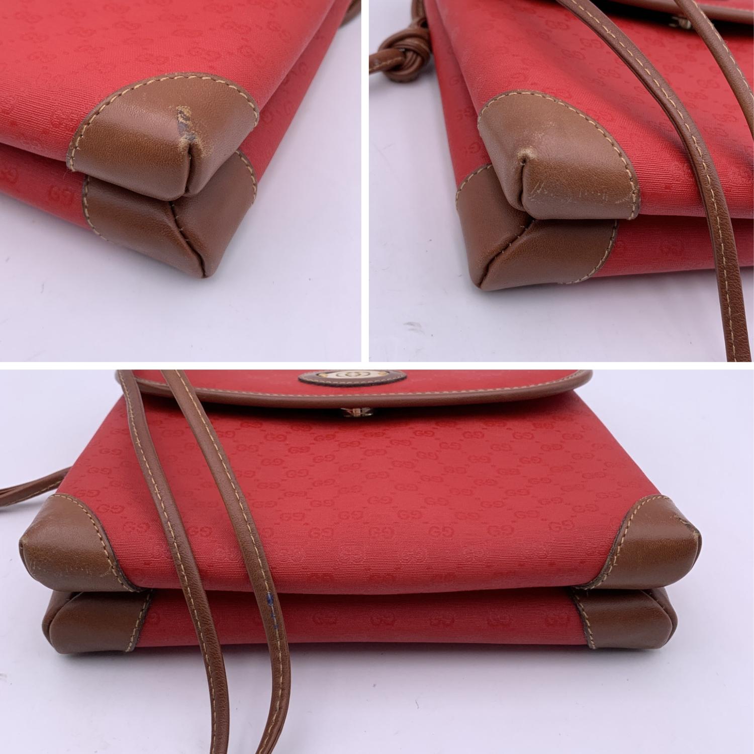 Gucci Vintage Red Monogram Canvas Small Messenger Shoulder Bag For Sale ...
