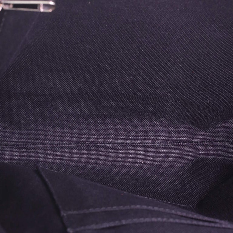 Gucci Web Zip Flat Messenger GG Coated Canvas Medium For Sale at 1stDibs