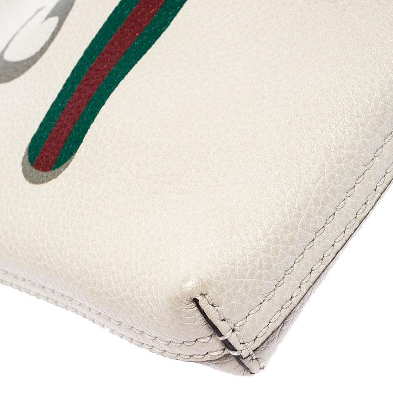 Gucci White Leather Logo Print Zip Pouch For Sale at 1stDibs | gucci ...