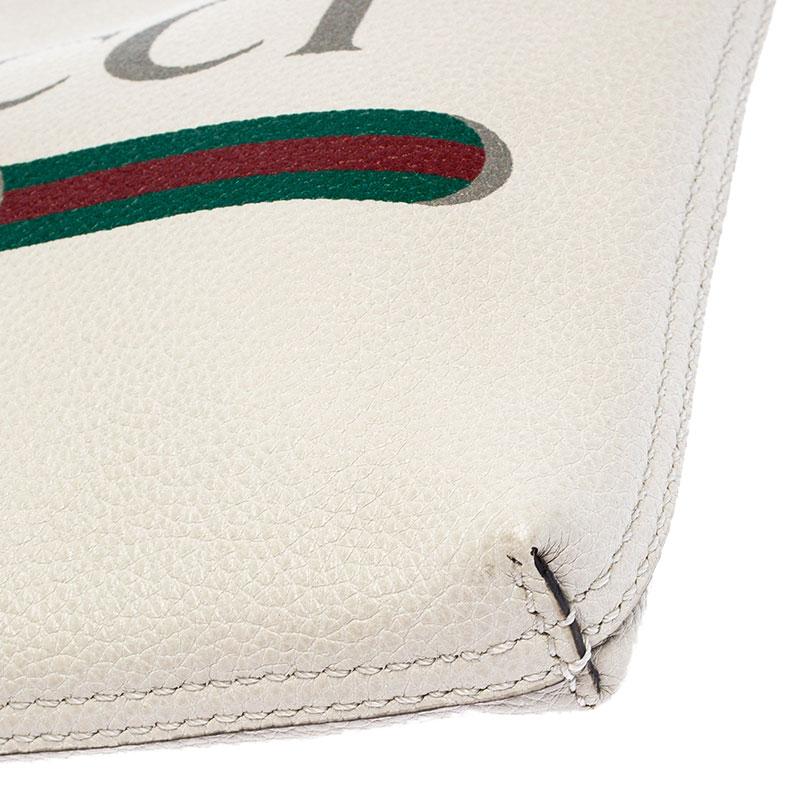 Gucci White Leather Logo Print Zip Pouch For Sale at 1stDibs | gucci ...