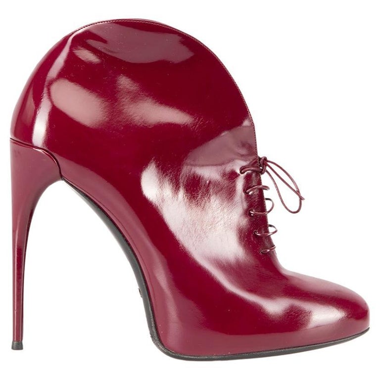 Gucci Women's Berry Patent Leather Lace Up Kim Ankle Boots For Sale at ...