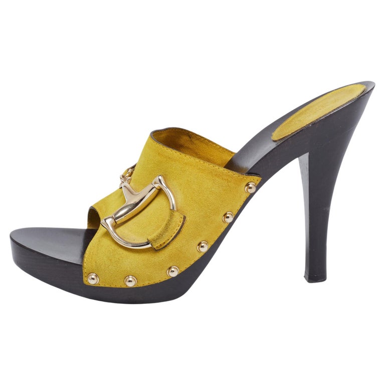 Gucci Yellow Suede Icon Bit Clog Sandals Size 40.5 For Sale at 1stDibs