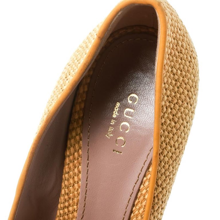Gucci Yellow Woven Jute Bumblebee Cork Platform Pumps Size 37 For Sale ...