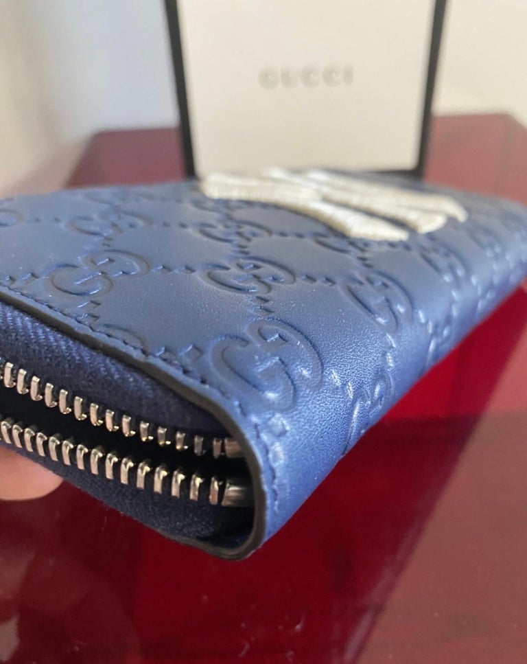 Gucci Zip Around Wallet NY Yankees Patch Royal Blue For Sale at 1stDibs