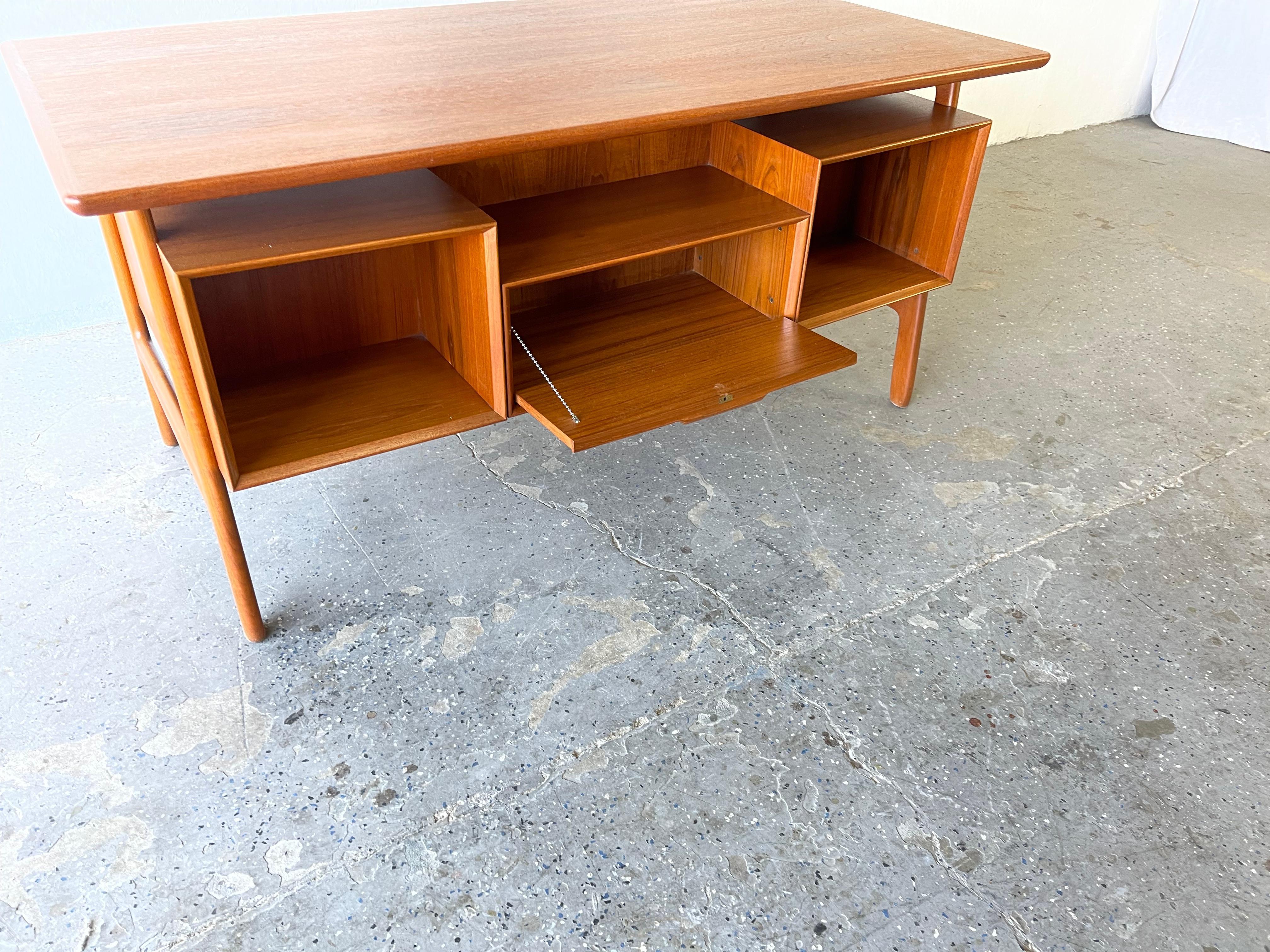 Gunni Omann Danish Mid-Century Modern Floating Teak Desk For Sale at ...