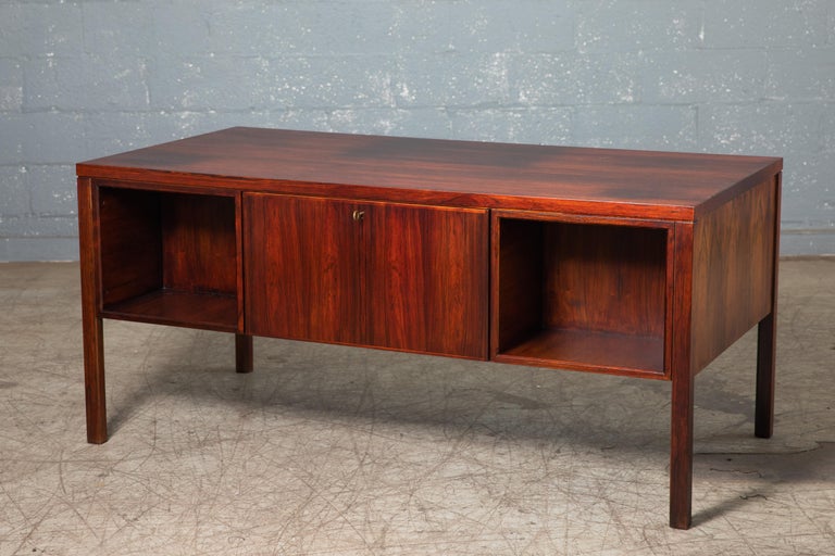 Gunni Omann Executive Desk Model 77 in Rosewood for Omann Jun, Denmark ...