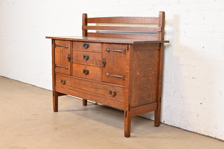 Credenza Mission Arts Crafts di Gustav Stickley in Oak circa 1900
