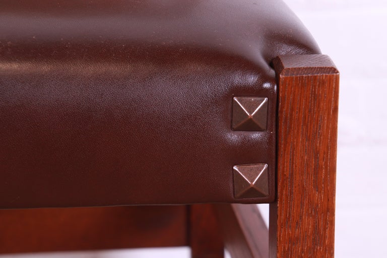 Gustav Stickley V-Back Oak and Leather Dining Chairs by Warren Hile ...