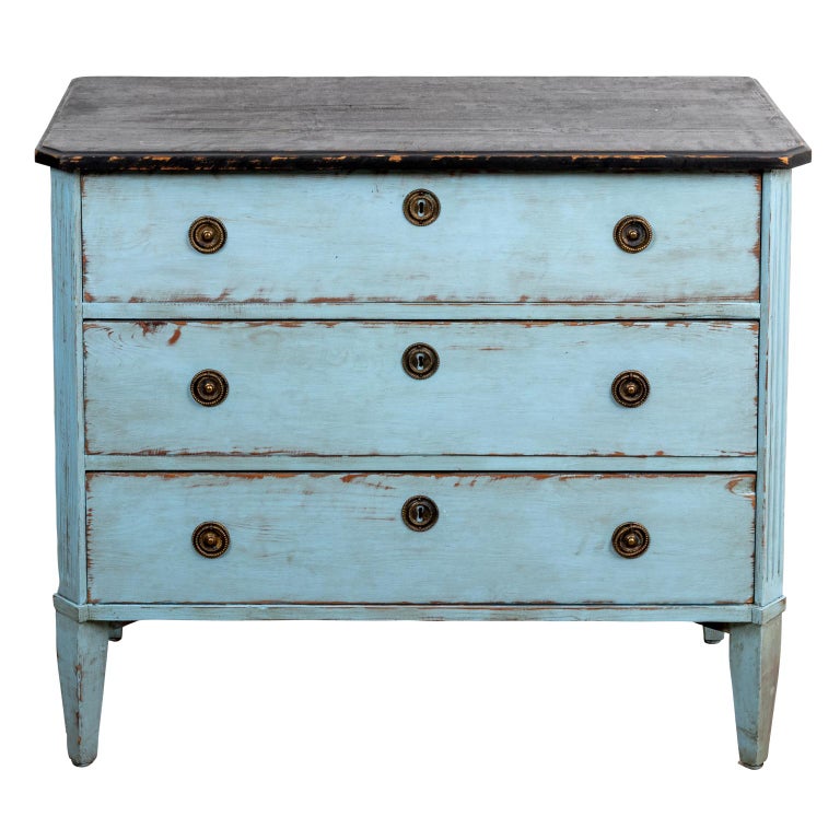 Gustavian Style Blue Chest For Sale at 1stDibs
