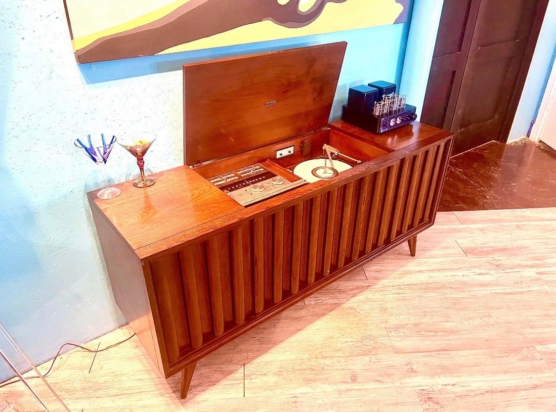 Gws223 Mid-Century Modern Stereo Console Cabinet Record Player ...